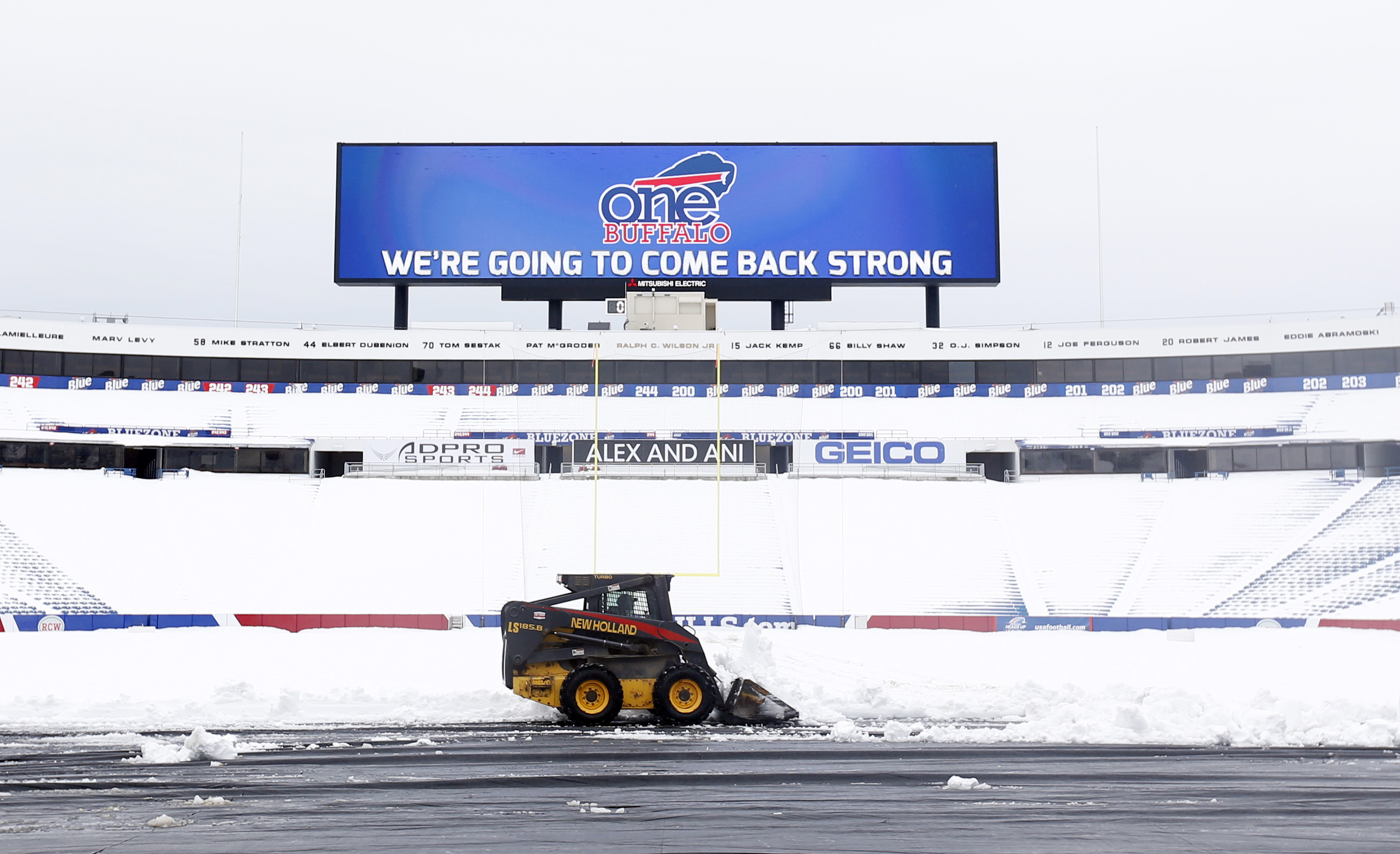 Buffalo snowstorm: Bills finish shoveling snow from Ralph Wilson ...