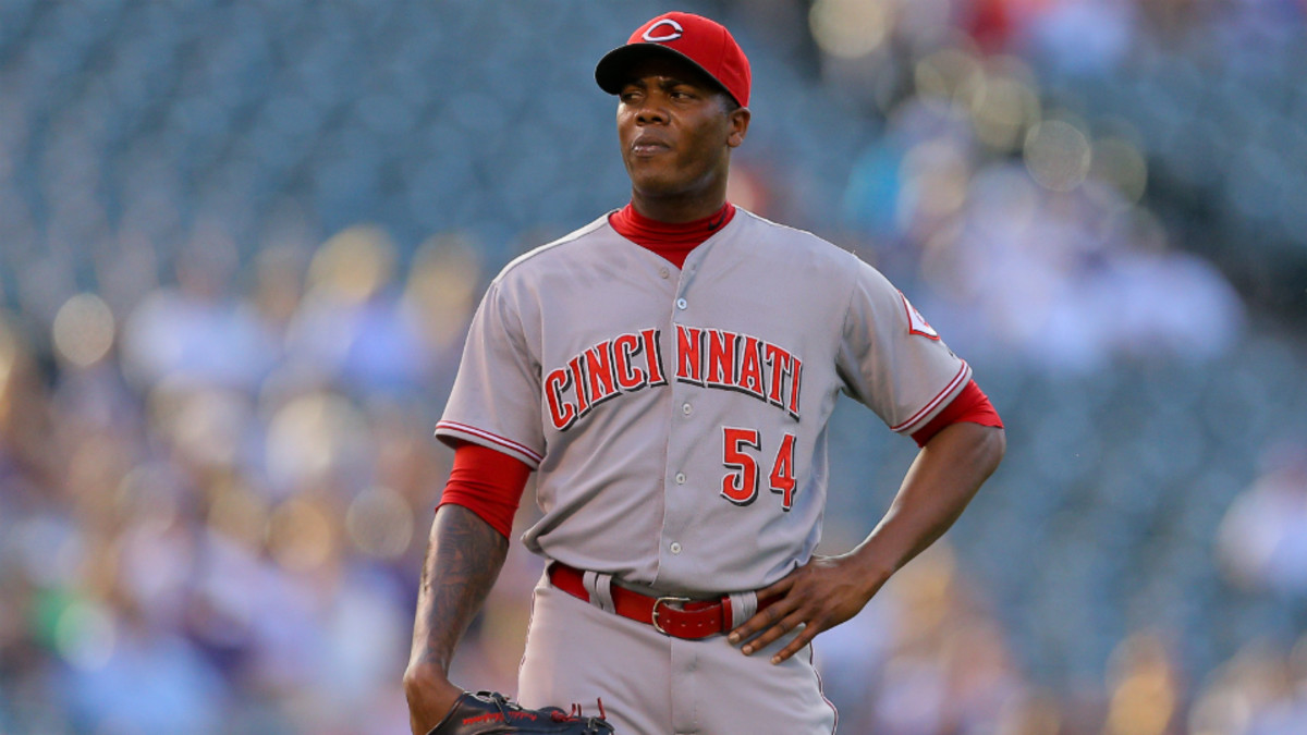 Cincinnati Reds closer Aroldis Chapman day-to-day with sore shoulder ...