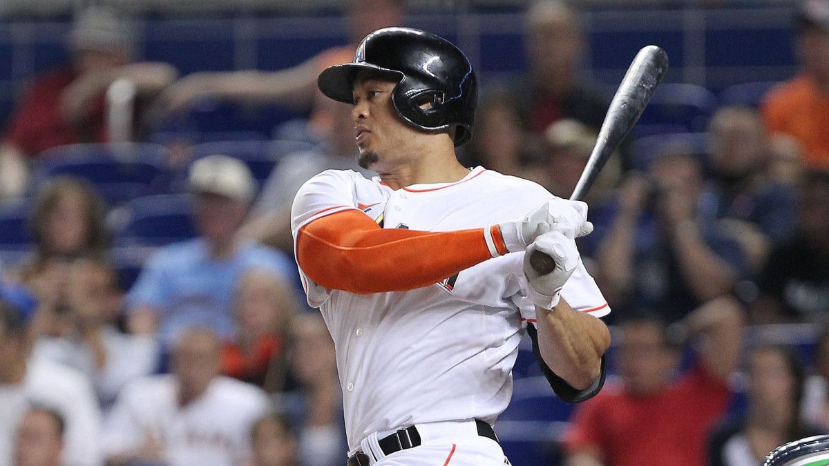 Miami Marlins and outfielder Giancarlo Stanton start contract talks ...