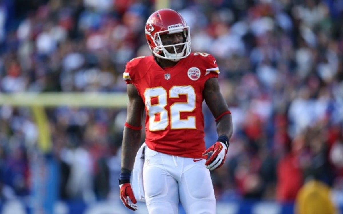 Chiefs WR Dwayne Bowe cleared to play in Wild Card game vs. Colts ...