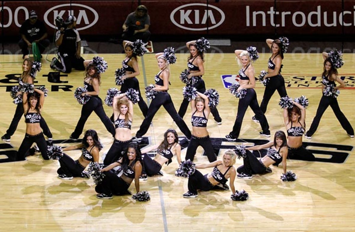 San Antonio Spurs Silver Dancers - Sports Illustrated