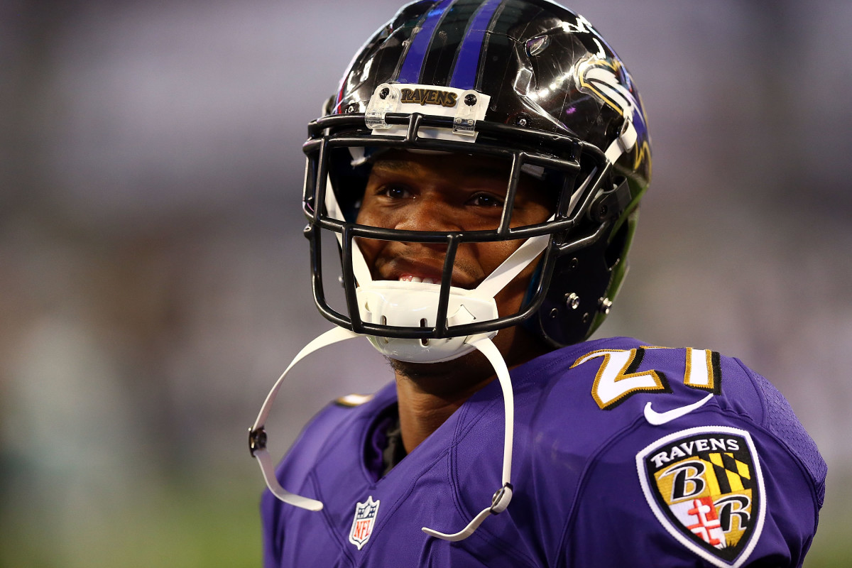 Ray Rice leaves preseason game early with shoulder injury - Sports ...
