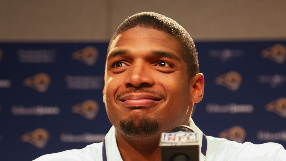 St. Louis Rams defensive end Michael Sam appears on Out Magazine cover ...