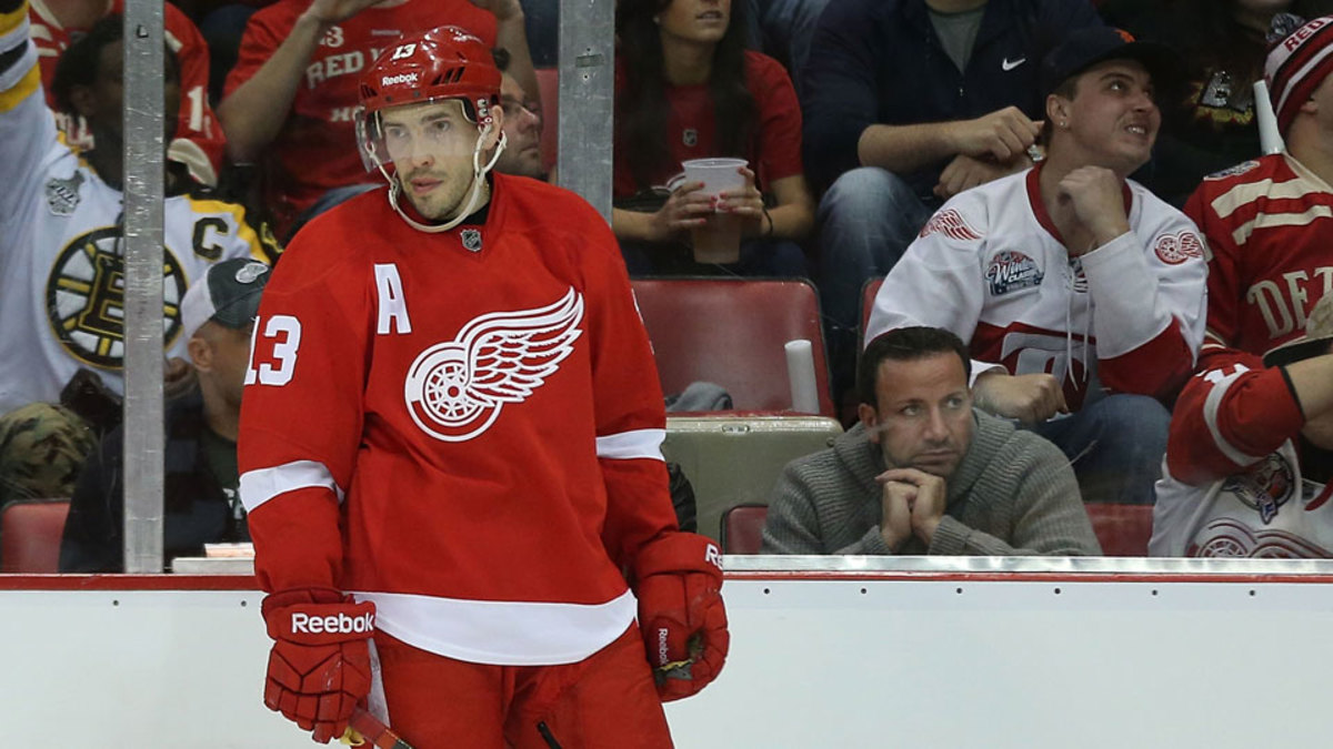 Top Line: Datsyuk talks playing in KHL; more must-read links - Sports ...