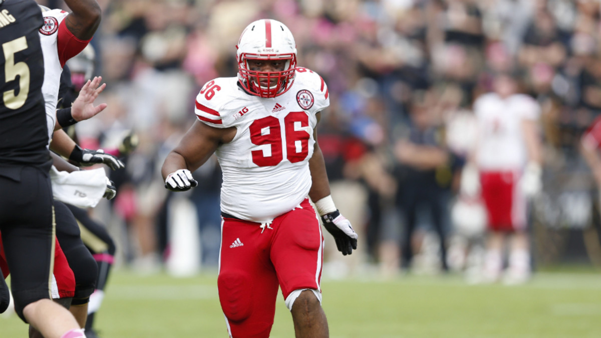 Nebraska Cornhuskers defensive tackle Aaron Curry will transfer ...