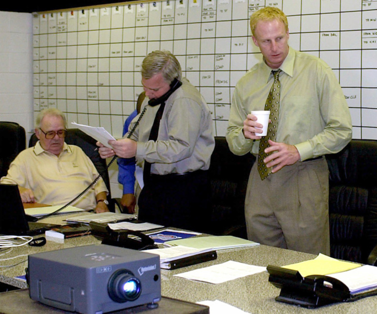 Inside NFL Draft War Rooms - Sports Illustrated