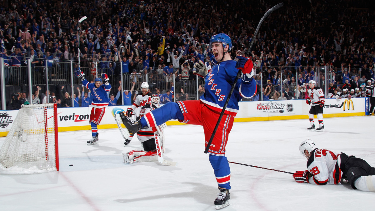 New York Rangers re-sign Chris Kreider to two-year deal - Sports ...