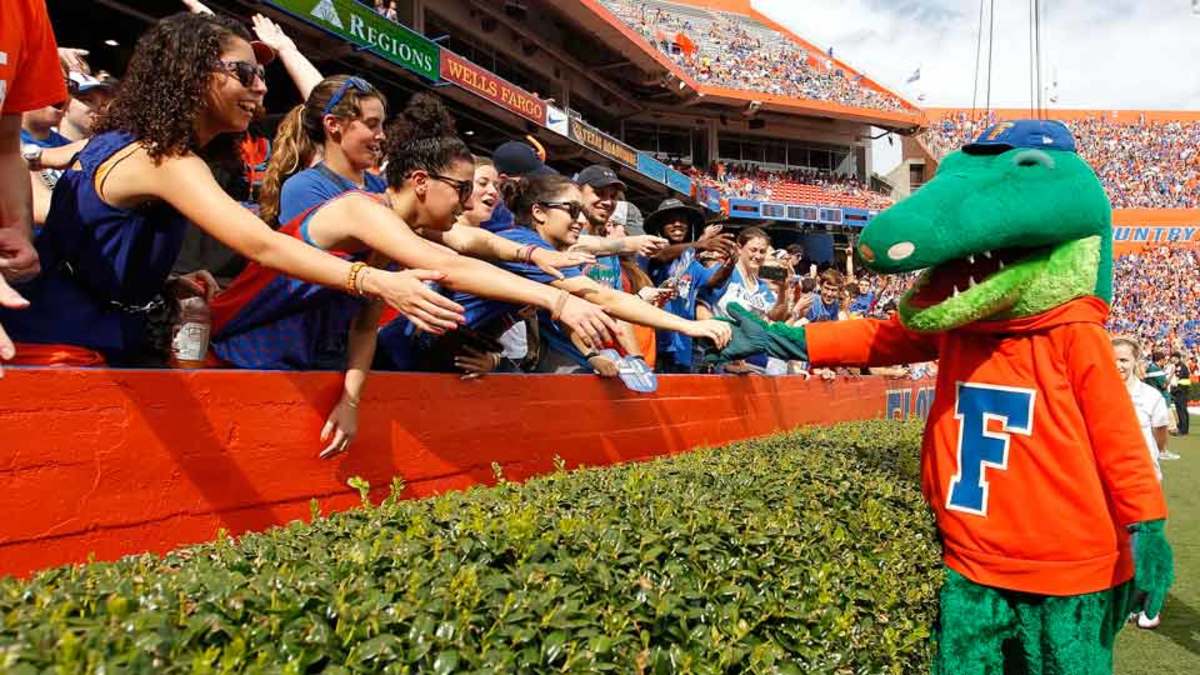 Where to go, what to do before the game in Gainesville - Sports Illustrated