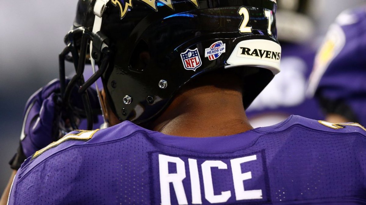 Ray Rice jerseys can be exchanged for free pizza at Baltimore ...