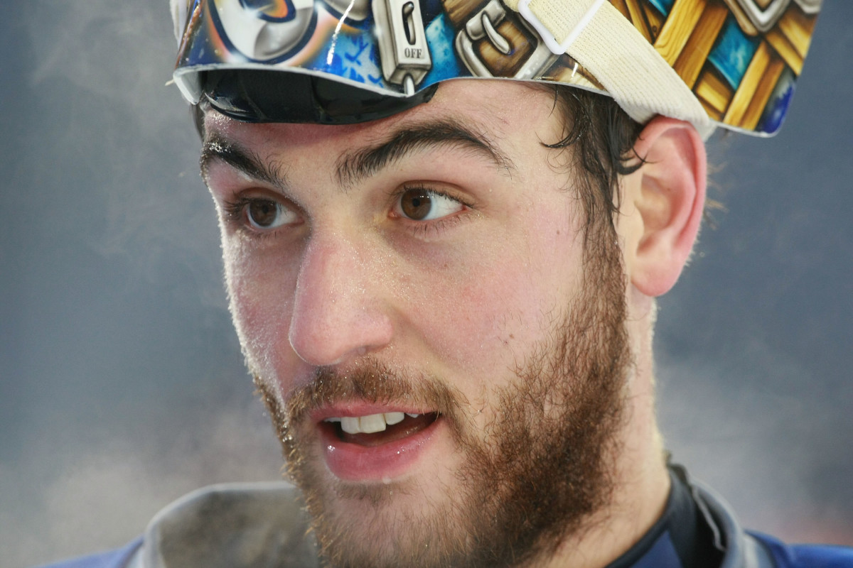 New York Islanders agree to one-year deal with goaltender Kevin Poulin ...