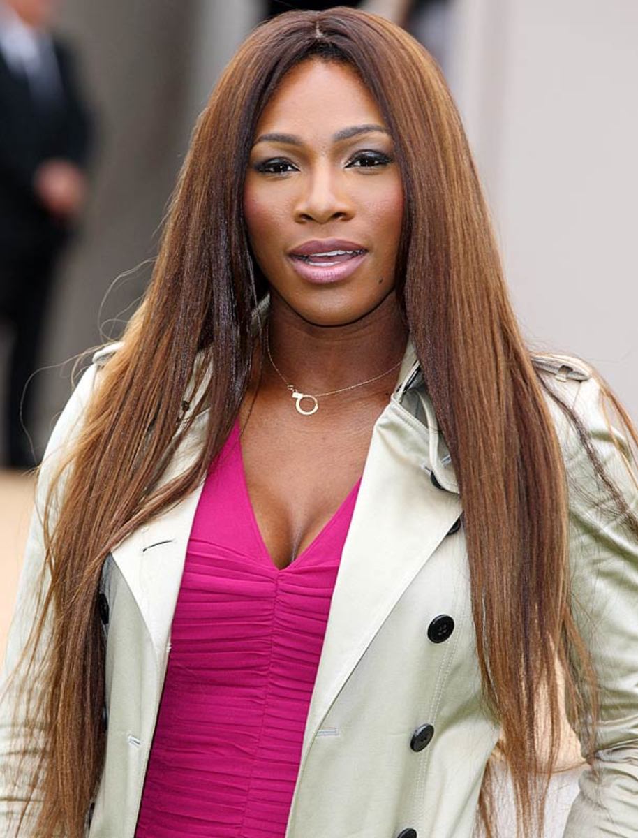 Photos: Serena Williams attends Burberry fashion show - Sports Illustrated