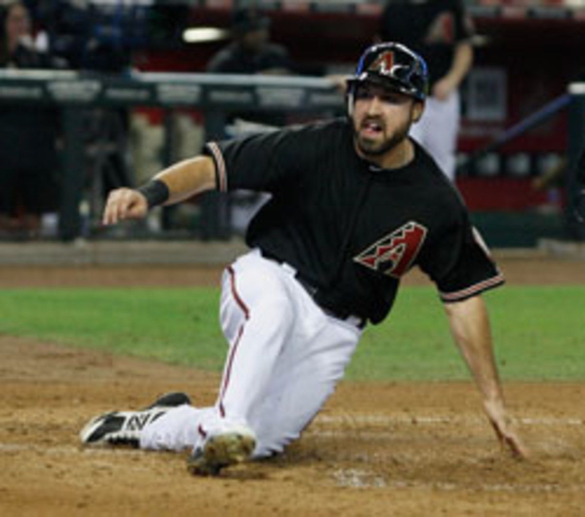 Report: Aaron Hill, Diamondbacks agree to three-year, $35 million ...