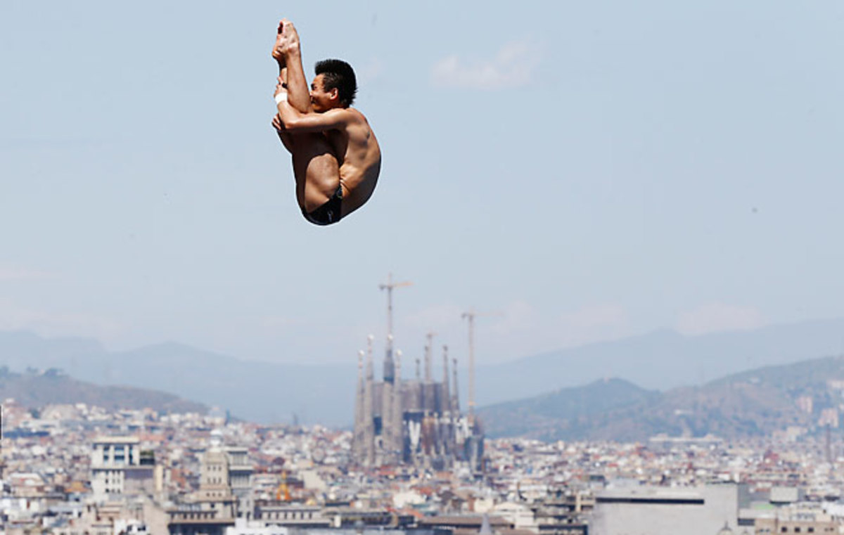 Qiu Bo wins second straight title at diving worlds - Sports Illustrated