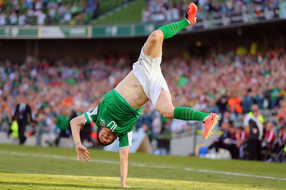 Robbie Keane breaks games record, nets hat trick in Ireland win ...