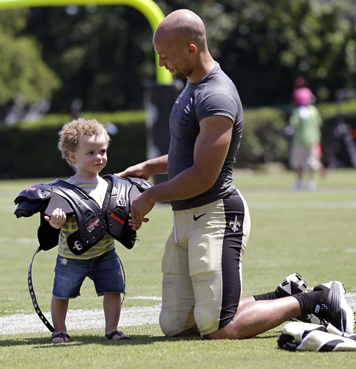 Athletes and their Kids at NFL Camps - Sports Illustrated