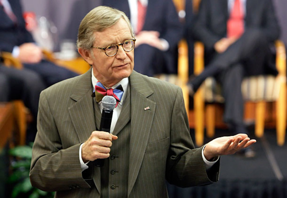 Listen to Ohio State's Gordon Gee's controversial remarks in their ...
