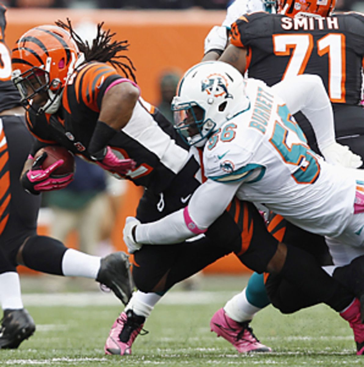 Raiders sign free-agent linebacker Kevin Burnett - Sports Illustrated
