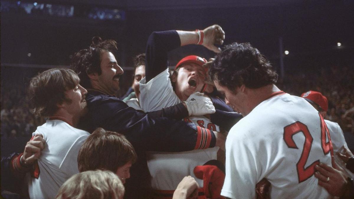 Carlton Fisk waves home run fair in 1975 World Series, Game 6 - Sports ...
