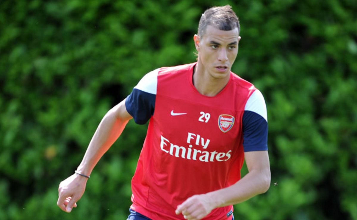 Crystal Palace signs Marouane Chamakh from Arsenal - Sports Illustrated