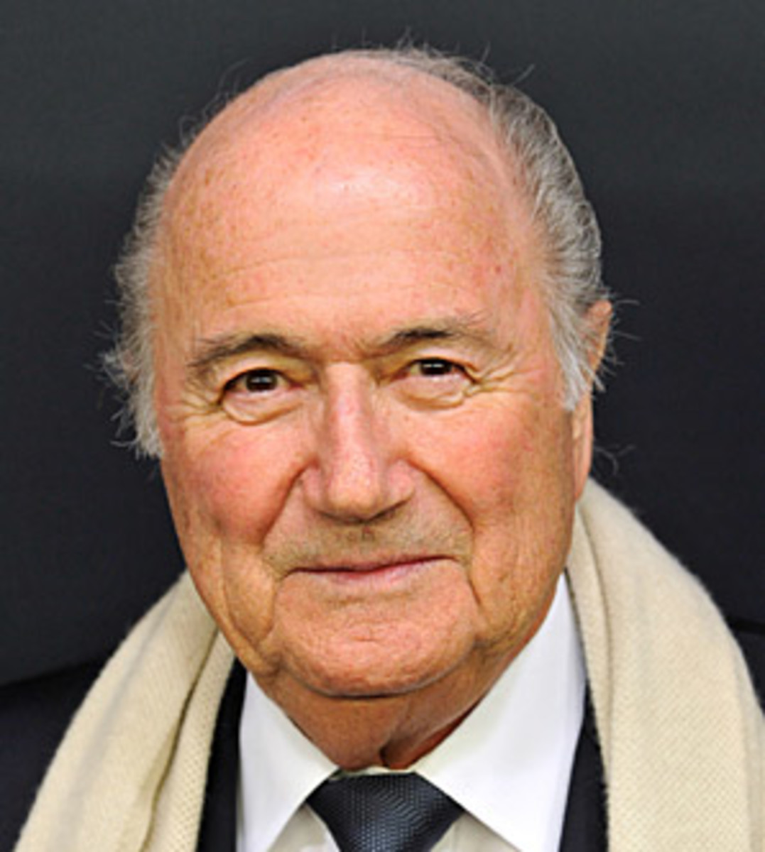 Blatter raises doubts about summer World Cup in 2022 - Sports Illustrated