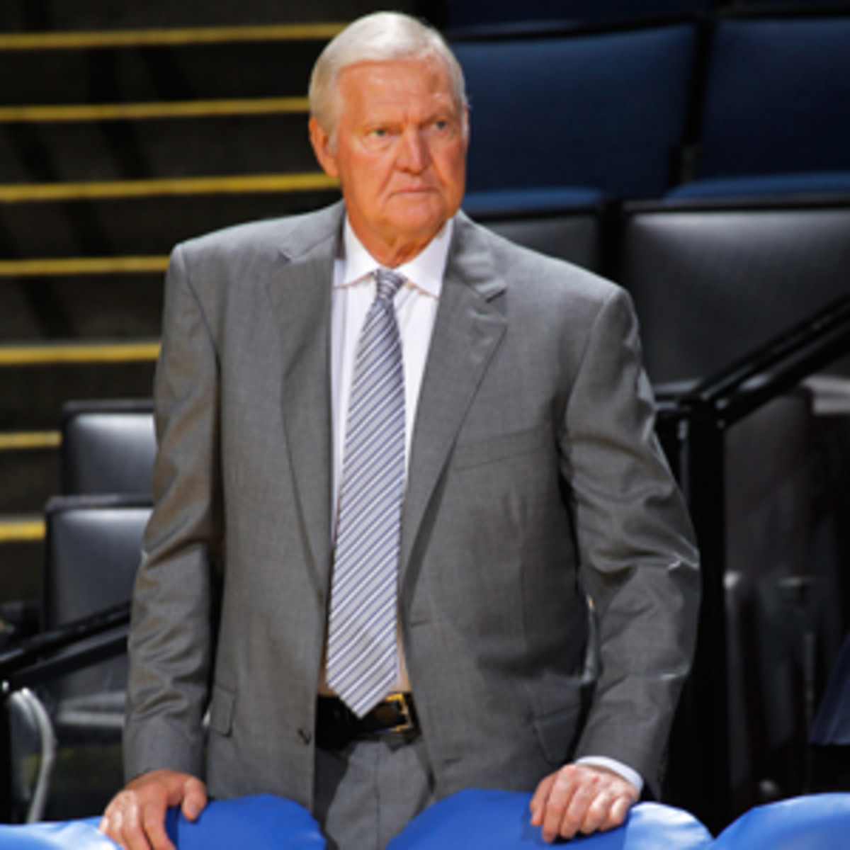 Jerry West: Criticism of Mike D'Antoni has been 'grossly unfair ...