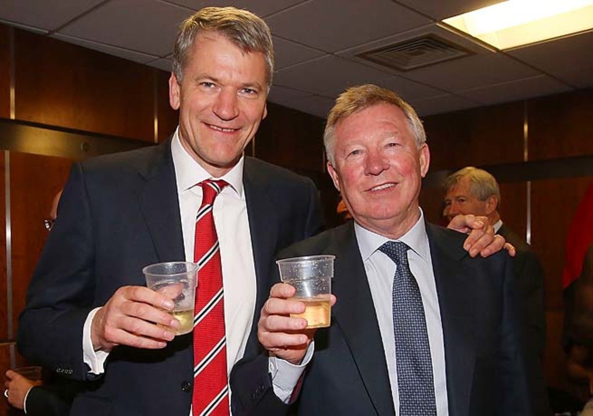 Manchester United expanding marketing in U.S. with NBC deal - Sports ...