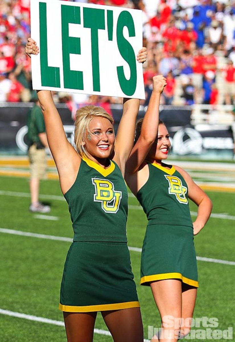 Cheerleader of the Week - Sports Illustrated