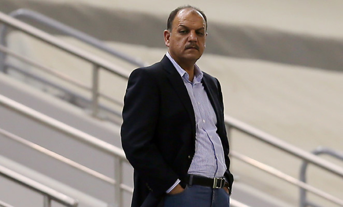 Australia apologizes for detaining Jordan's coach - Sports Illustrated