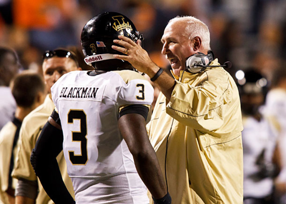 Former Idaho coach Robb Akey files lawsuit against school - Sports ...