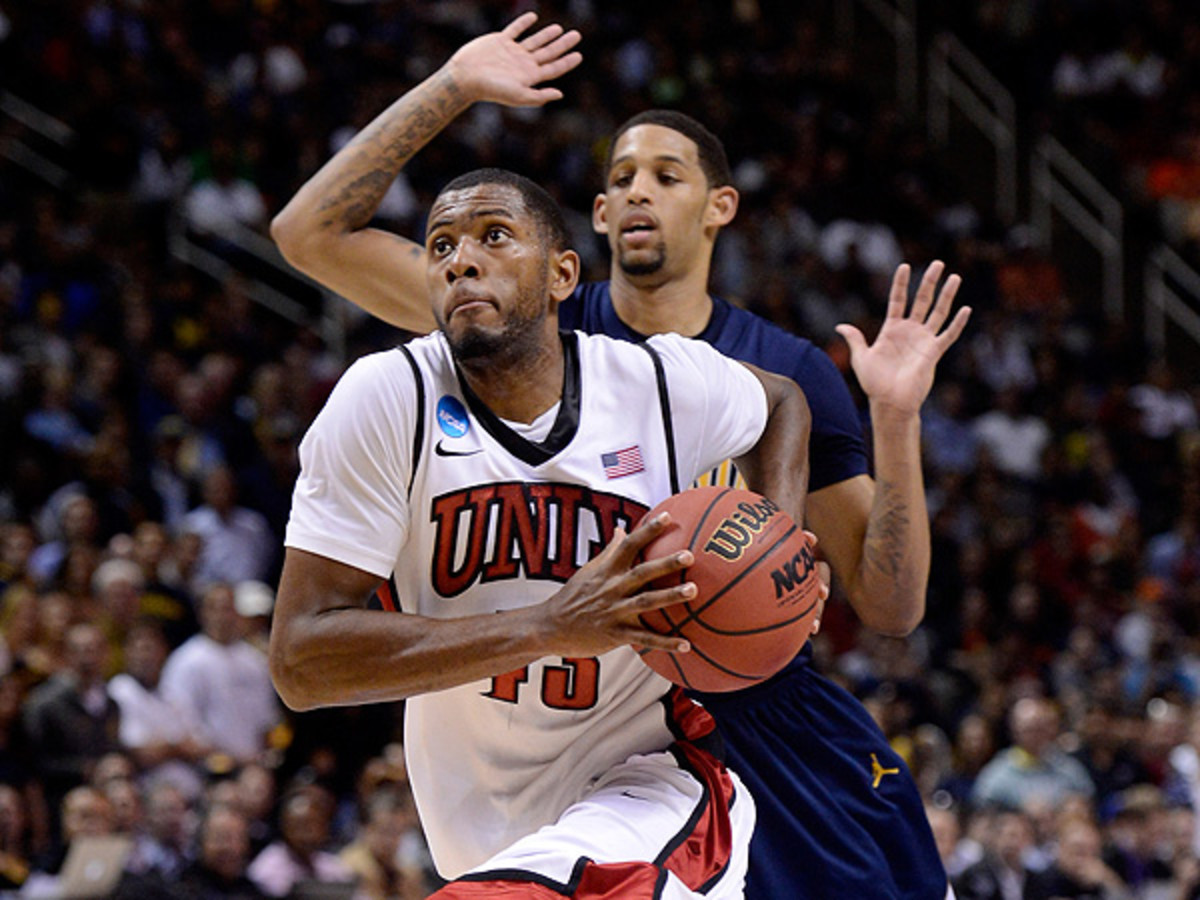 Get ready to Duck: UNLV transfer Mike Moser chooses Oregon - Sports ...
