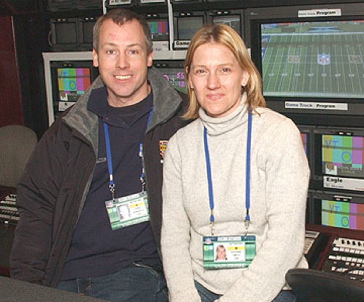 CBS Sports' Suzanne Smith only woman directing NFL games - Sports ...