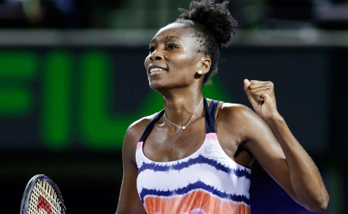 Back injury sidelines Venus Williams at Sony Open - Sports Illustrated
