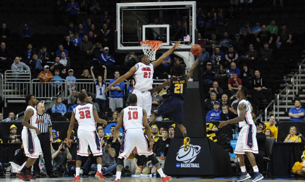 THAYER EVANS: La Salle legend Lionel Simmons cheers Explorers to Sweet ...