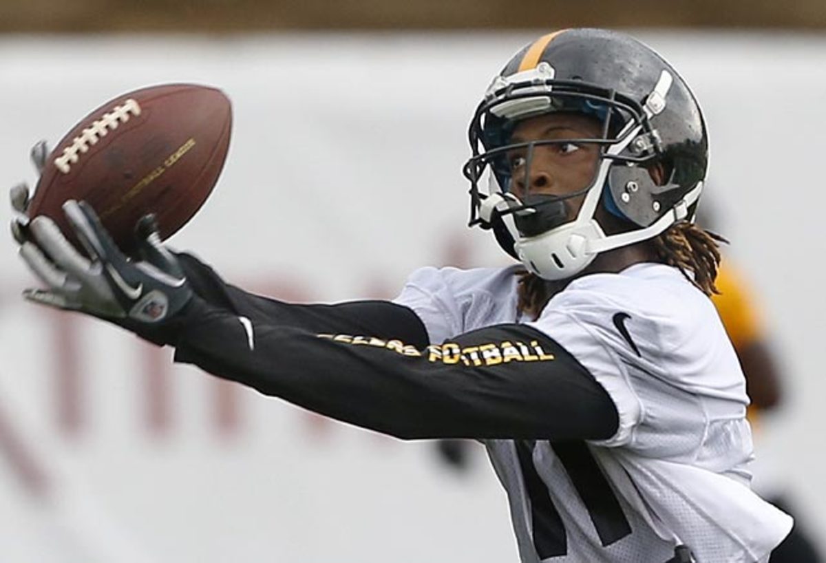 Snapshots from NFL Camps - Sports Illustrated