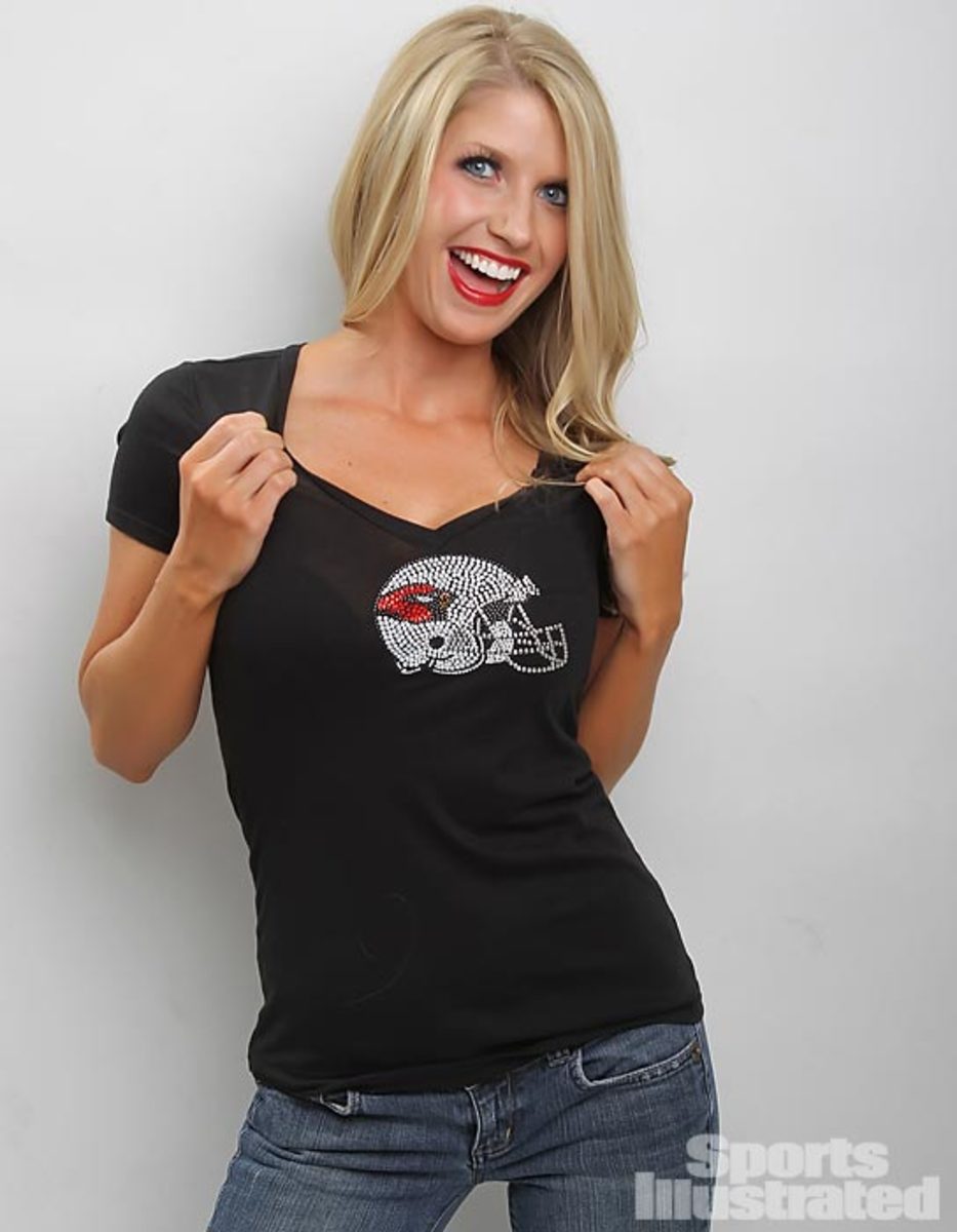 Cheerleader of the Week - Sports Illustrated