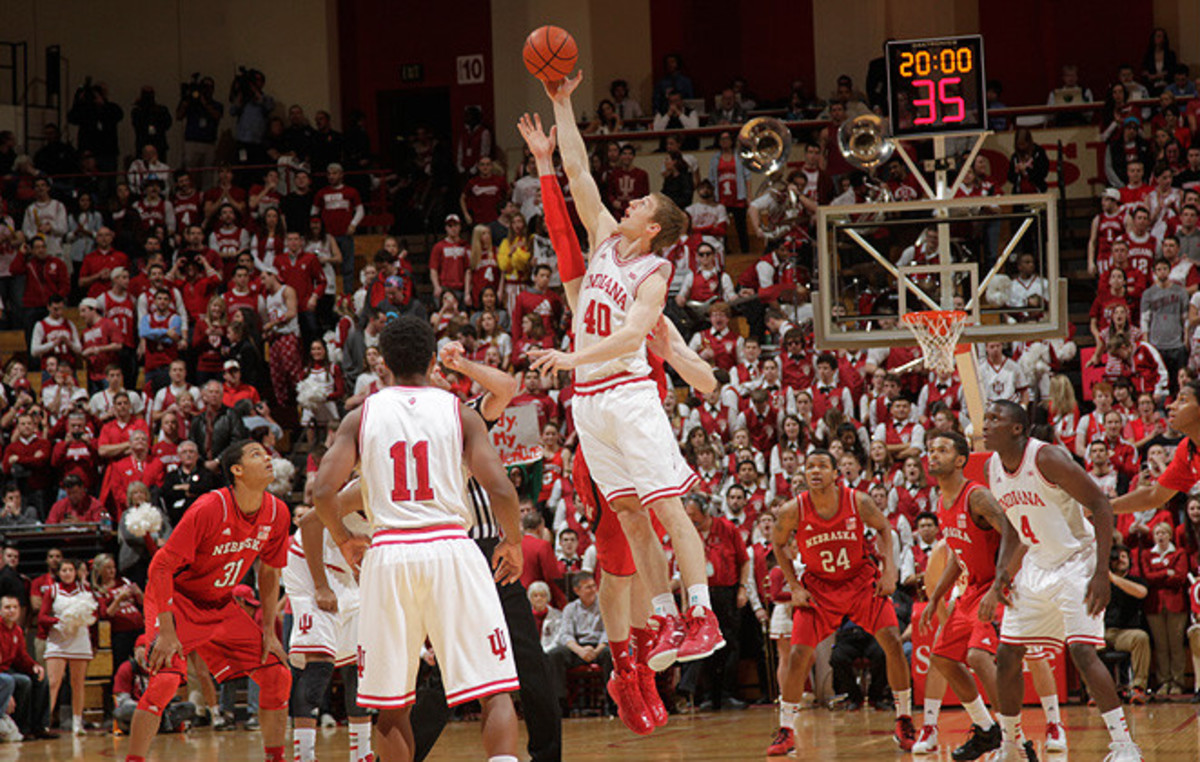 Indiana stays No. 1 in AP Top 25; Miami 2nd - Sports Illustrated