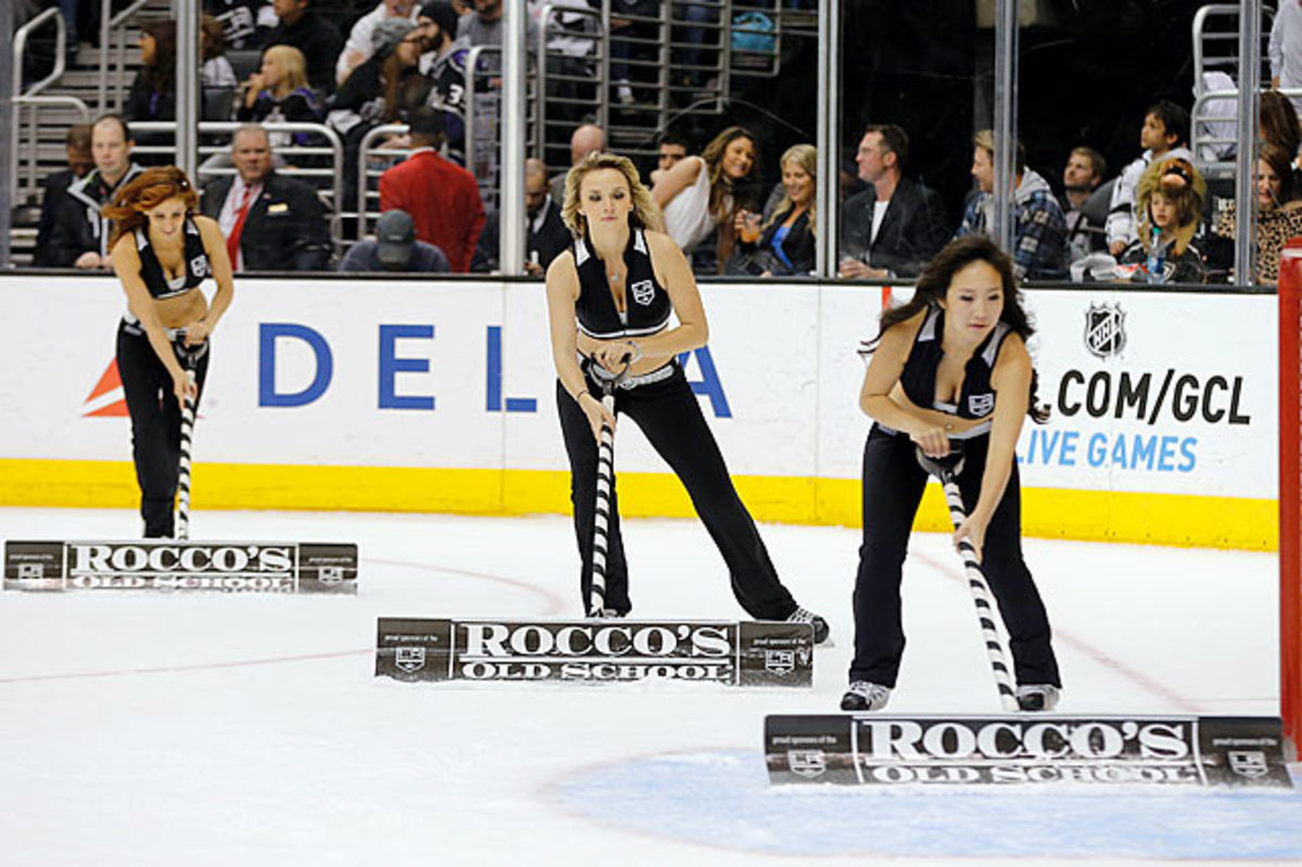 Los Angeles Kings Ice Crew - Sports Illustrated