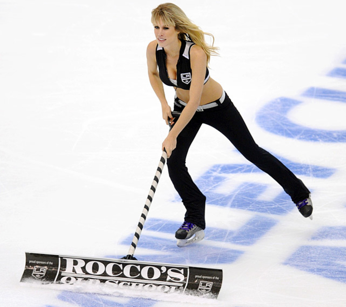 Los Angeles Kings Ice Crew - Sports Illustrated