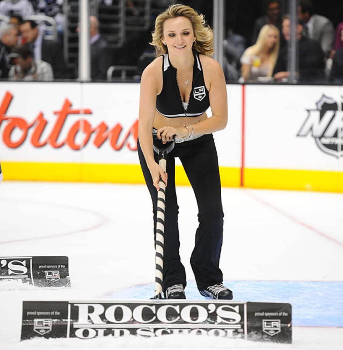 Los Angeles Kings Ice Crew - Sports Illustrated