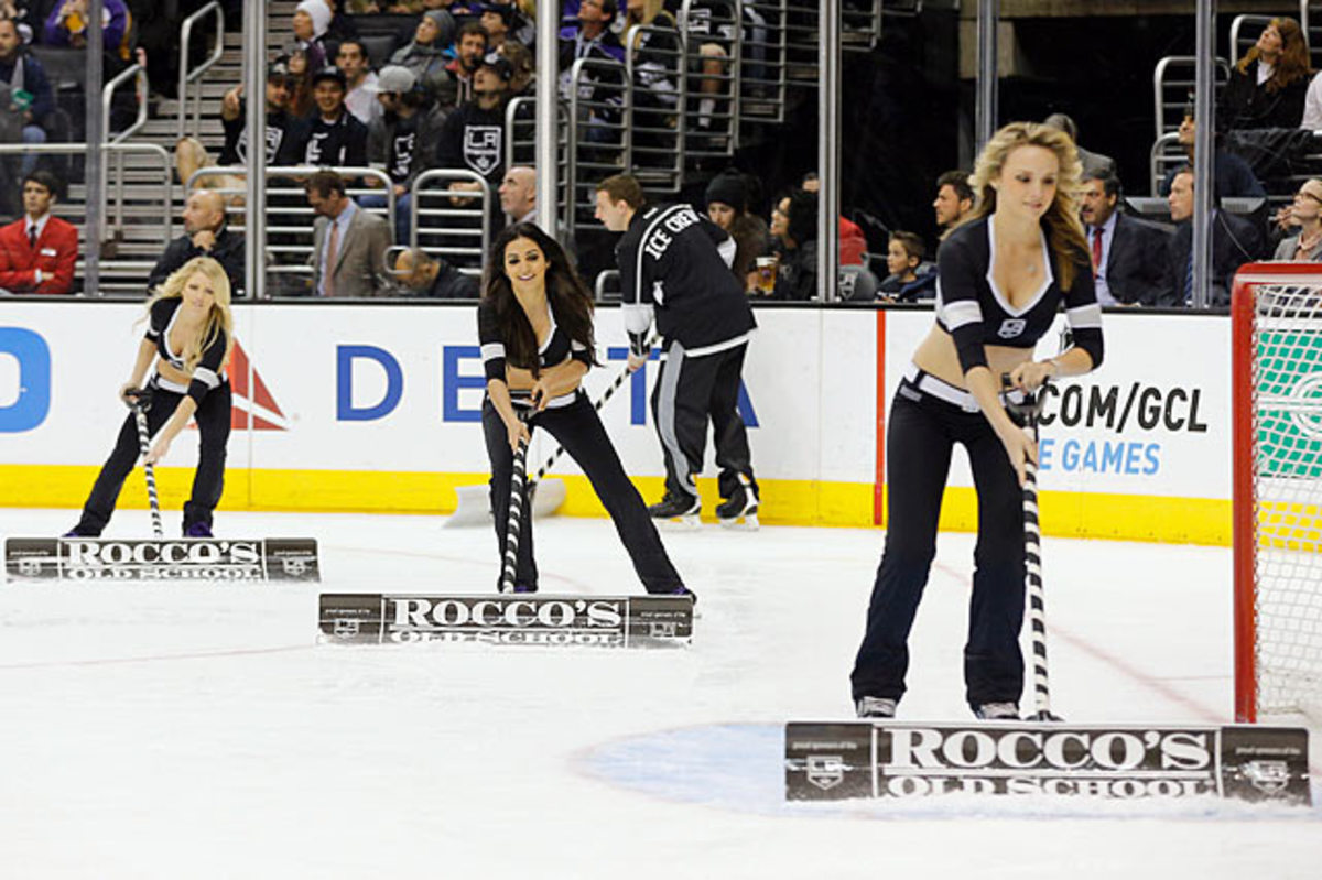 Los Angeles Kings Ice Crew - Sports Illustrated