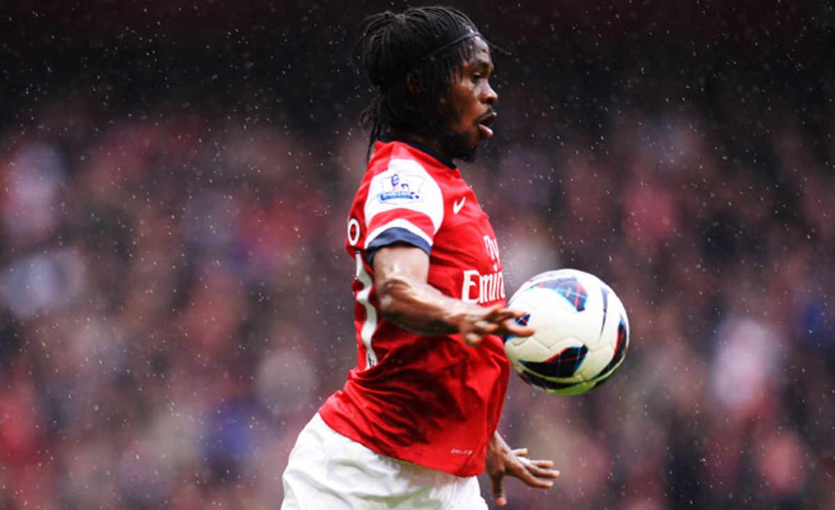 Roma signs Arsenal forward Gervinho - Sports Illustrated