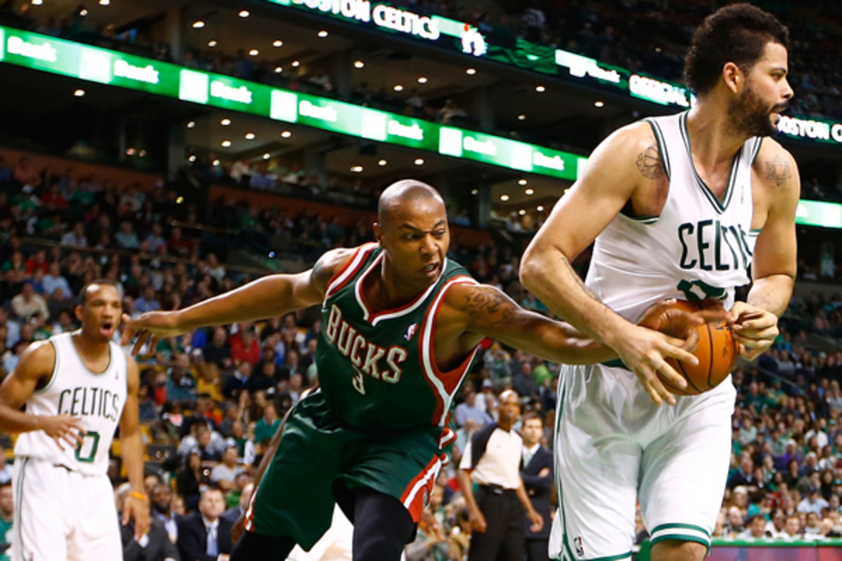 Bucks' Caron Butler fined for 'obscene gesture' - Sports Illustrated