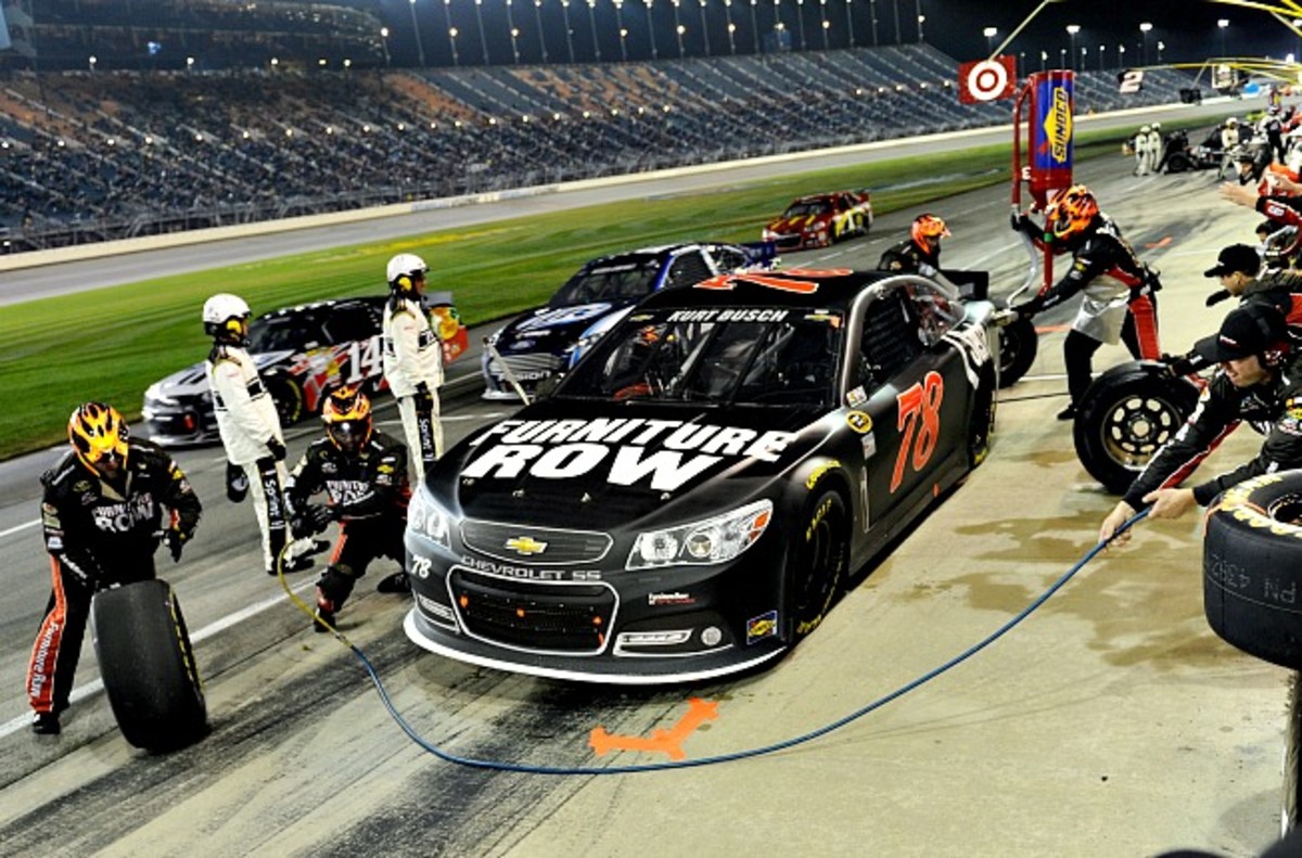 Racing notes: Kurt Busch overcomes speeding penalty, more - Sports ...