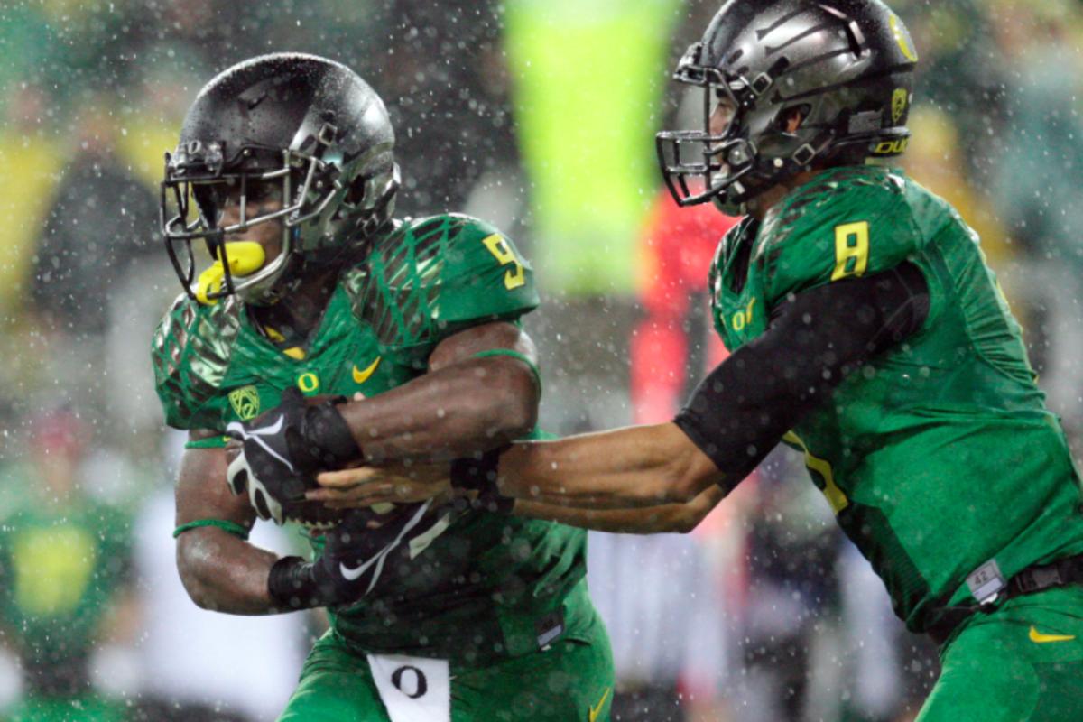 Best College Football Alternate Uniforms at William Rohde blog