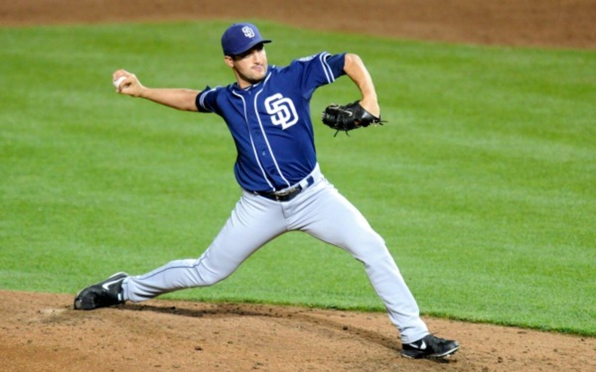 Padres place relief pitcher Huston Street on DL - Sports Illustrated