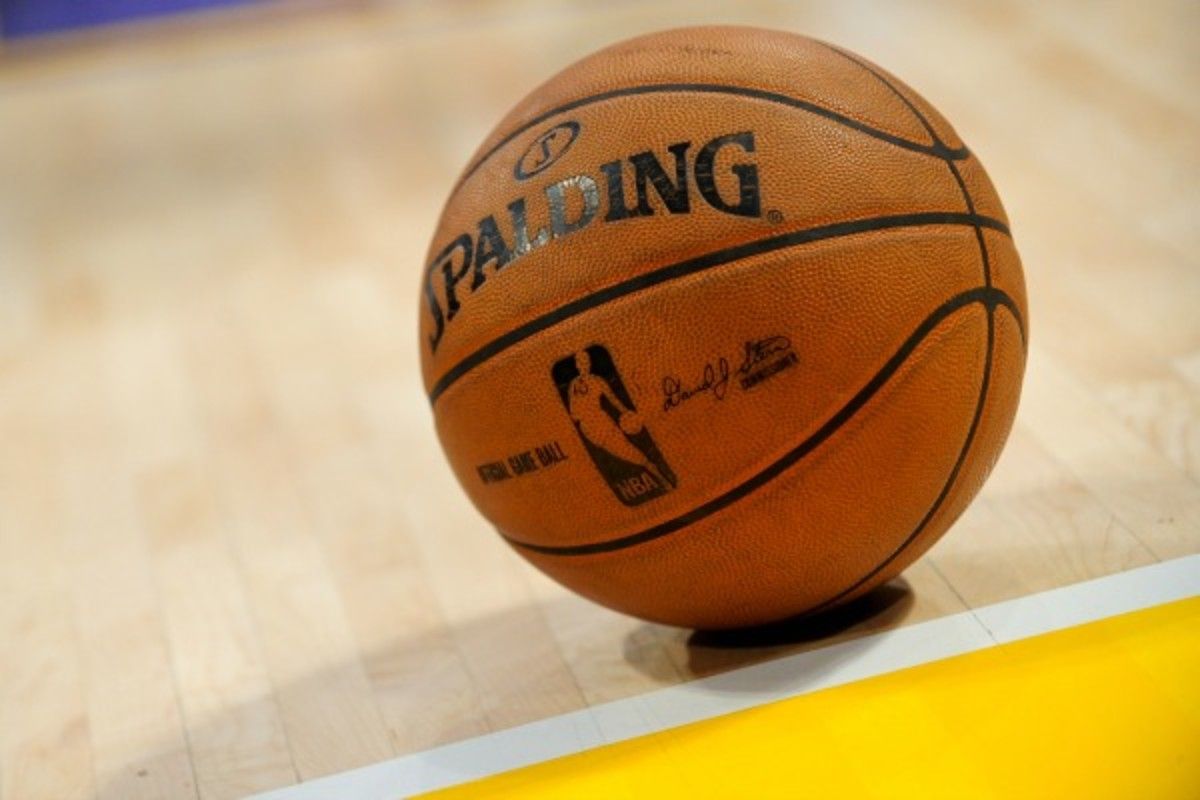 H.S. girls basketball coach resigns after being accused of biting ...