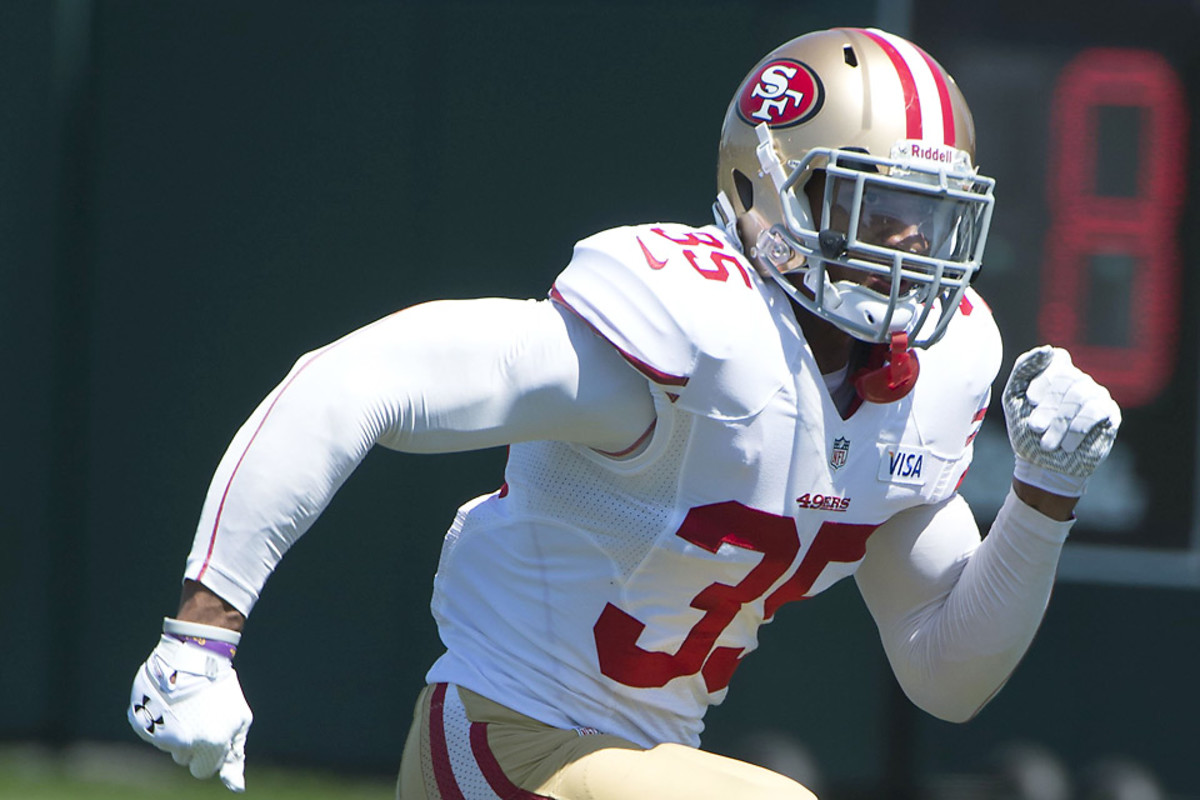 Surrounded by Icons - Sports Illustrated