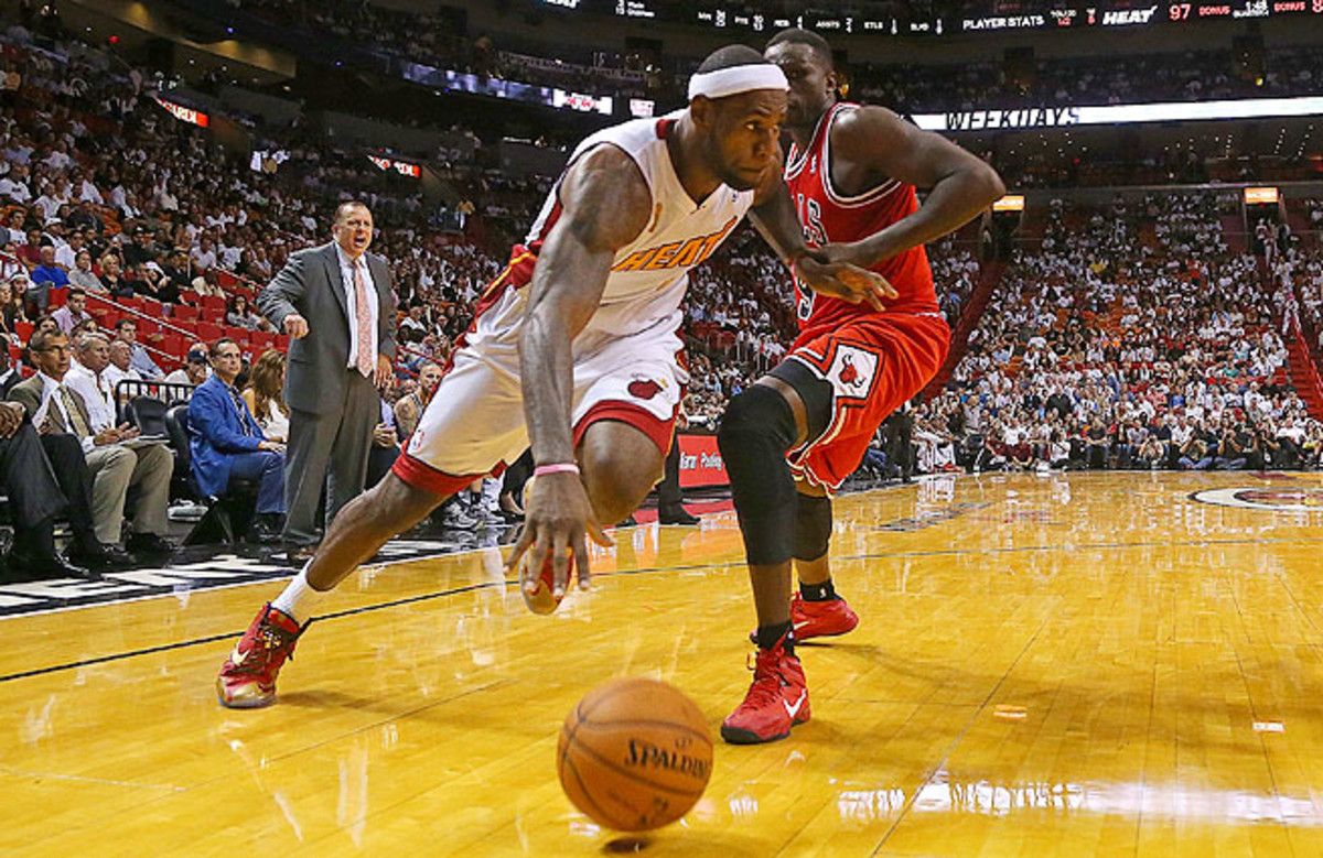 Ian Thomsen: Three-Pointers: LeBron James, Heat bury Chicago Bulls in ...