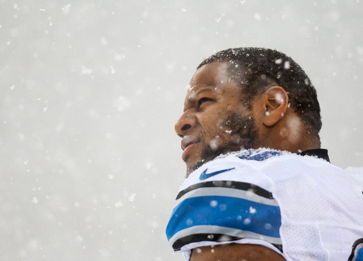 Photographer Describes Shooting the Snowy Lions-Eagles Game - Sports ...