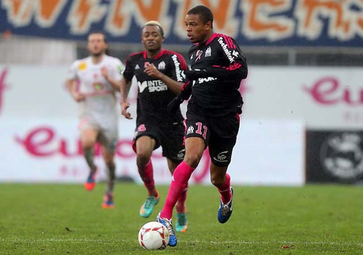 QPR signs France striker Remy from Marseille - Sports Illustrated